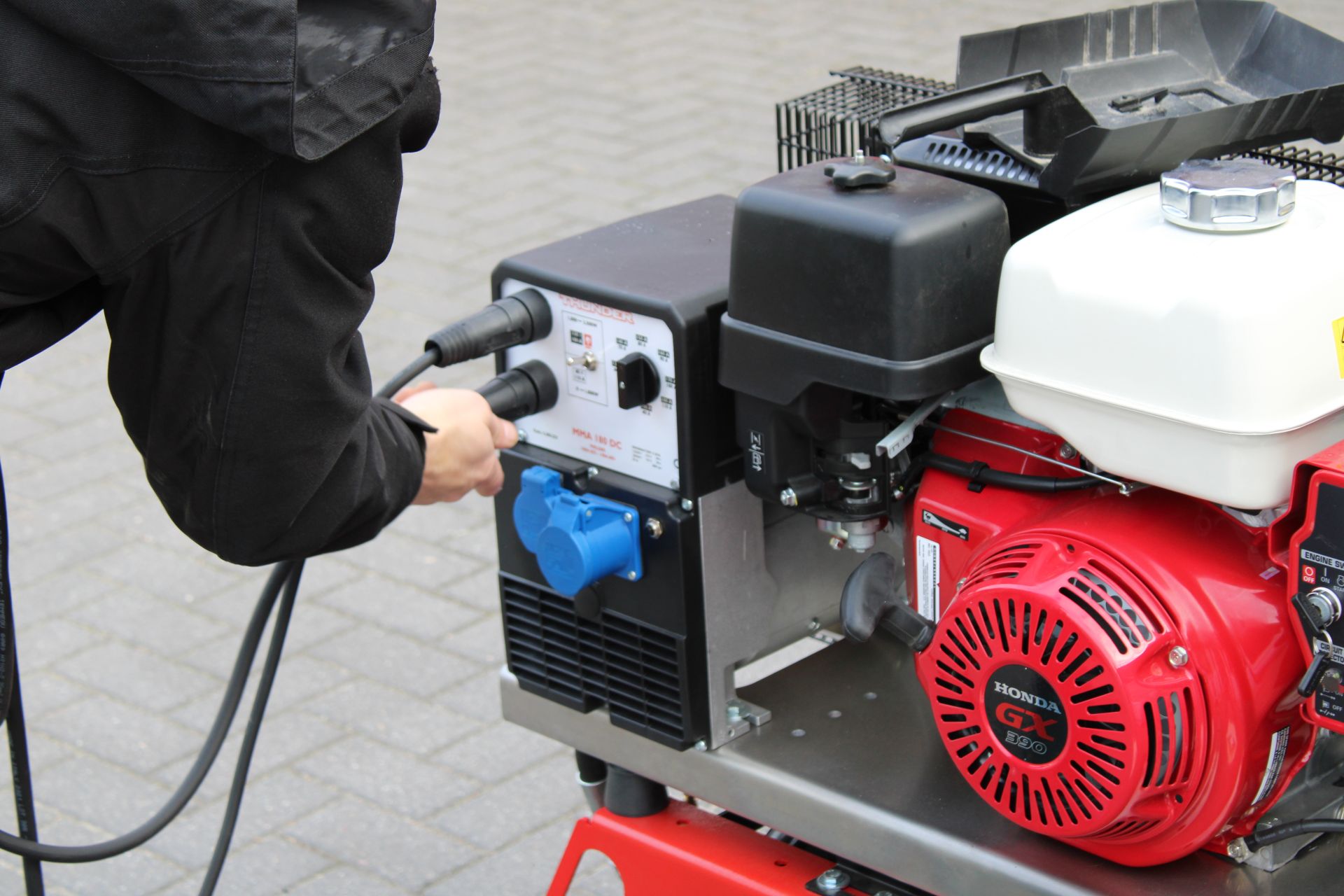 Ademax Druckluft-Kompressor 200 bar | Stromaggregat 3,5 kVA Benzin ...