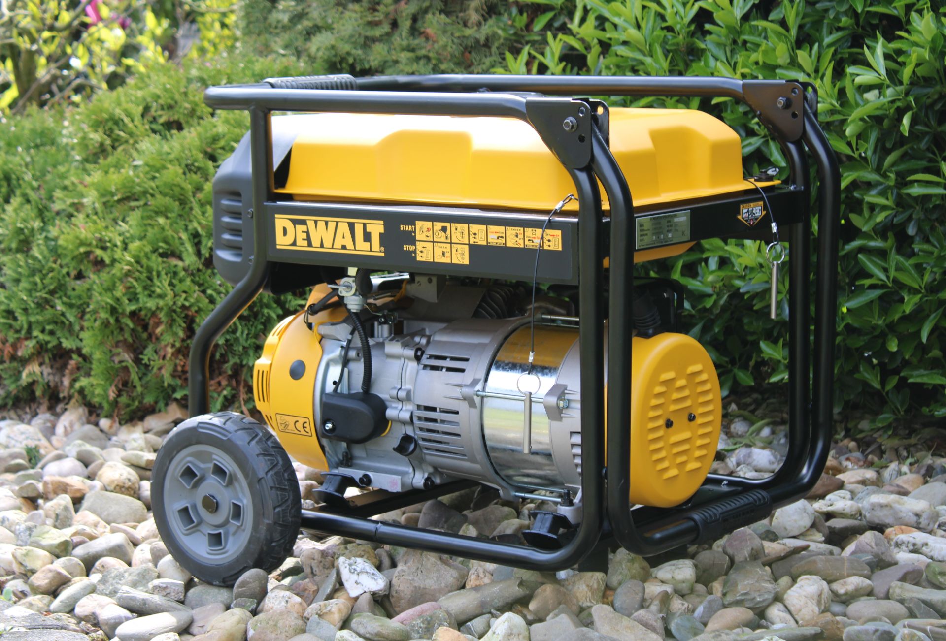 DeWalt Stromerzeuger| 3500 Watt Benzin | DXGNP35E Stromaggregat | Top ...