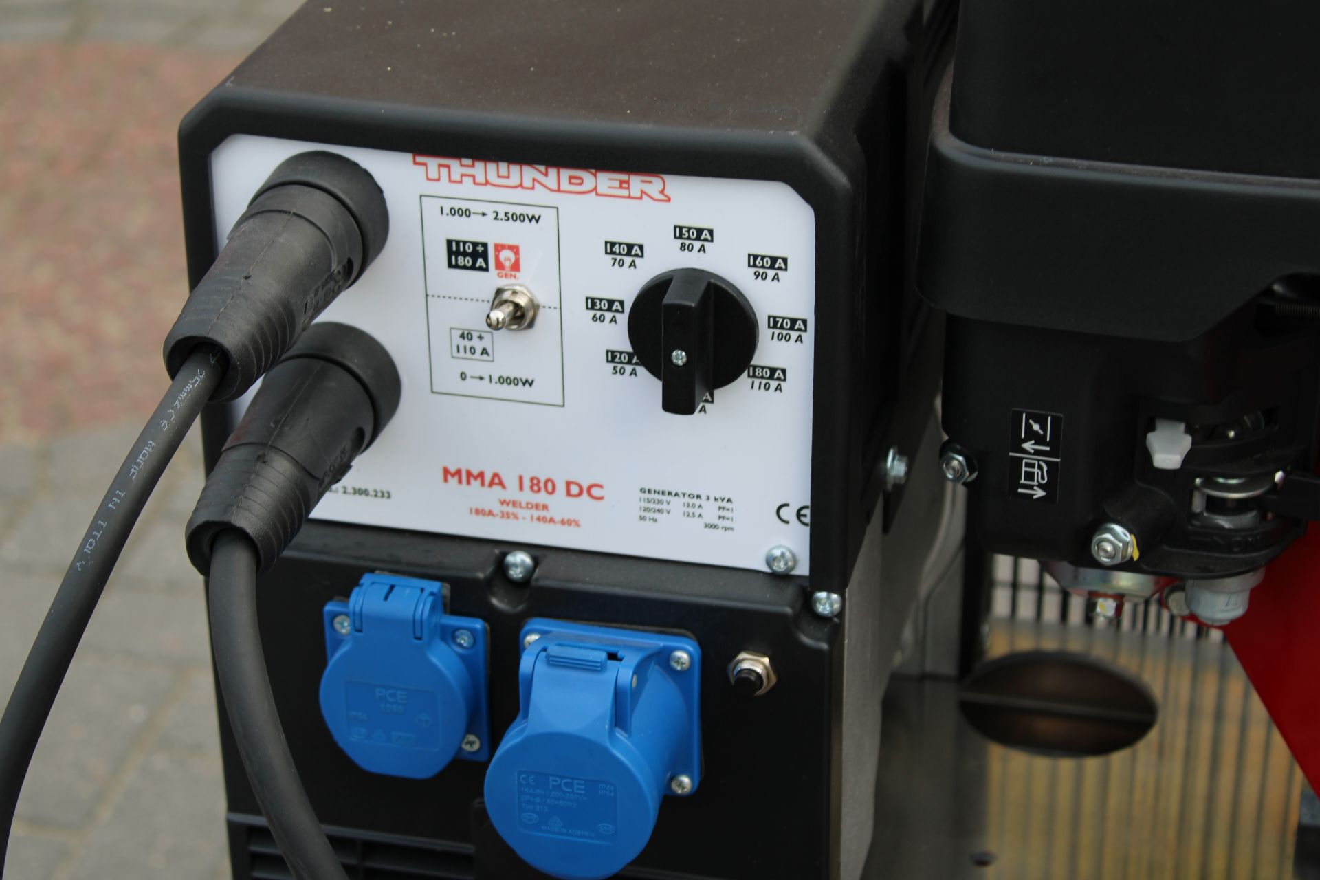 Ademax Druckluft-Kompressor 200 bar | Stromaggregat 3,5 kVA Benzin ...