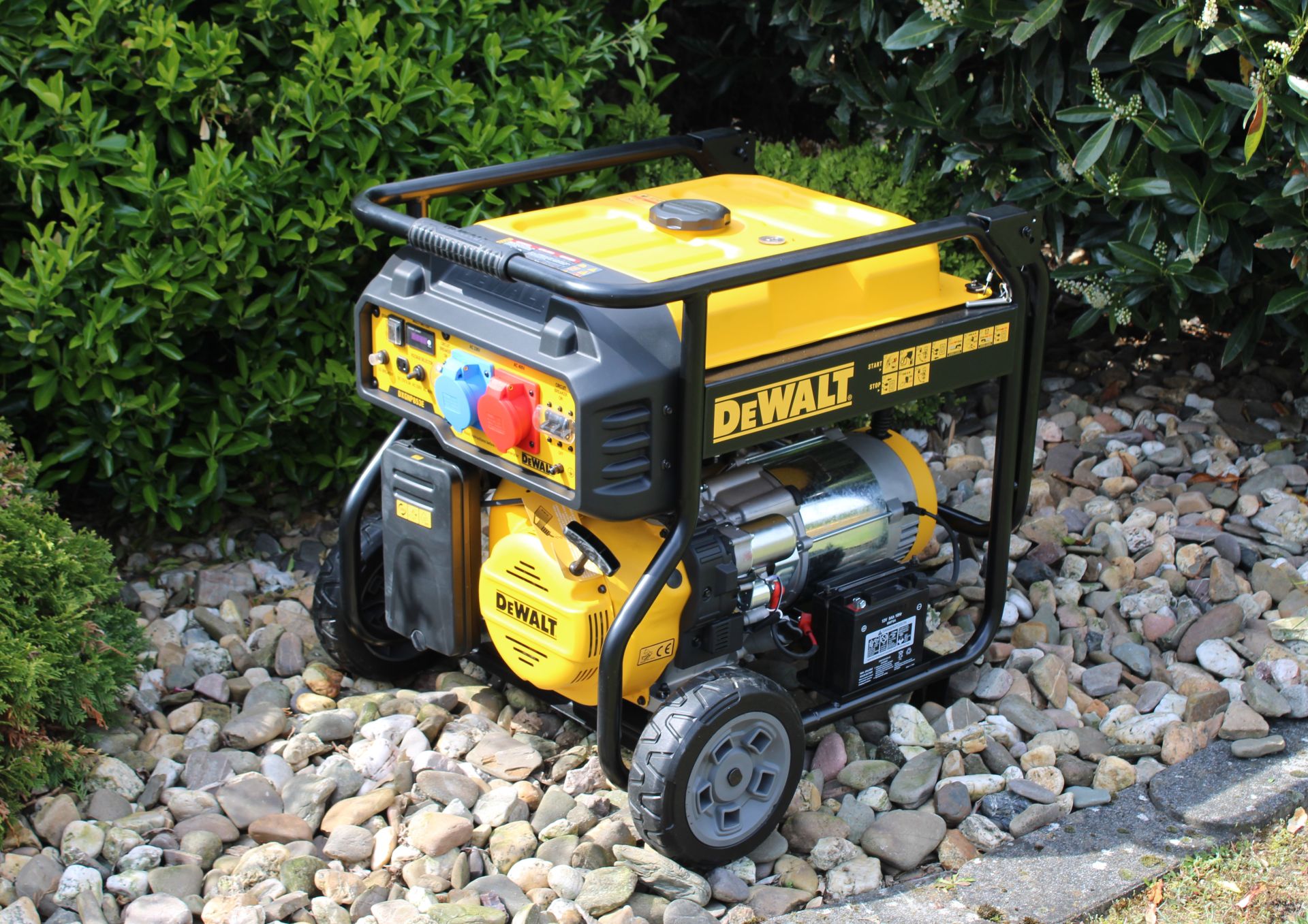 DeWalt Stromerzeuger| 400 V Benziner | DXGNP853E Stromaggregat | Top ...