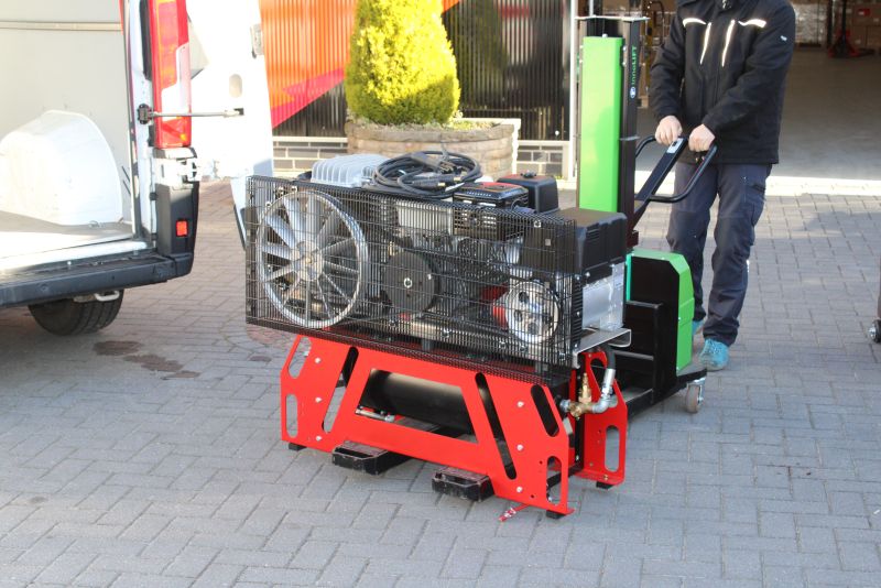 Ademax Druckluft-Kompressor 200 bar | Stromaggregat 3,5 kVA Benzin ...