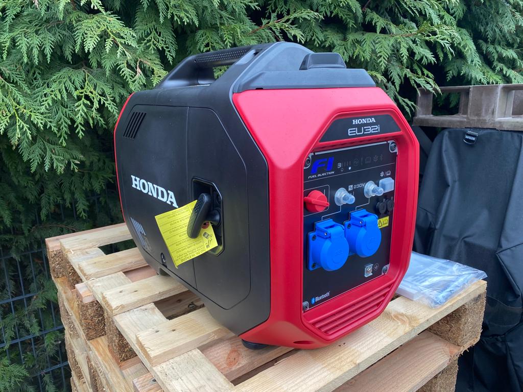 Honda Stromaggregat | Benzin Inverter EU32i | 3200 Watt | Top Stromerzeuger