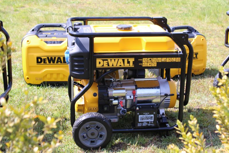 DeWalt Stromerzeuger | 8500 Watt Benzin | DXGNP85E Stromaggregat | Top ...